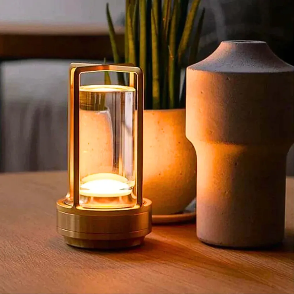 Crystal Lantern Lamp: Transform Spaces with GleamGem™